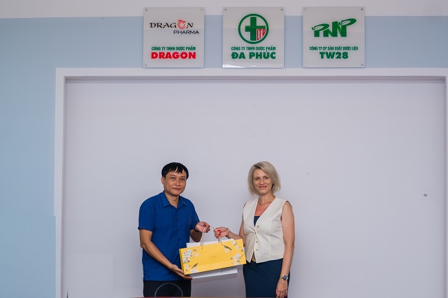 Quan hệ hợp tác hữu nghị giữa Dược phẩm Jelfa Ba Lan và Dược phẩm Đa Phúc